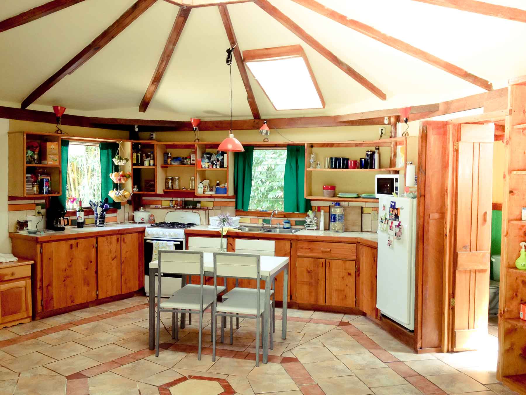 Good Living: San Isidro de Heredia, Costa Rica - De la Pura Vida